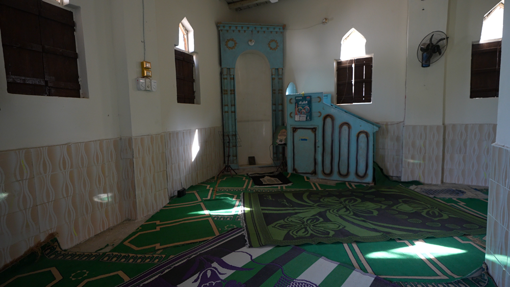 Demolishing and rebuilding a mosque + a second floor for memorizing the ...