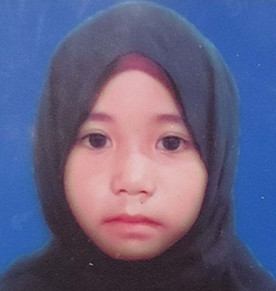 Orphan Mahera - Philippines - 19230 - International Charity Organization